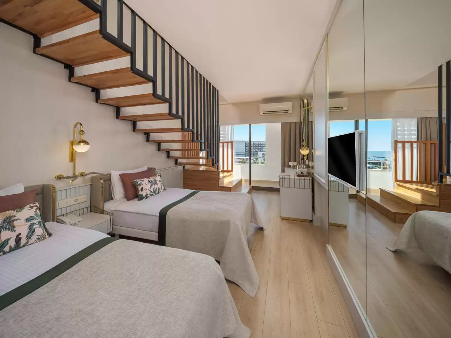 Premium Duplex Royal Room with Sea View - Adin Hotel