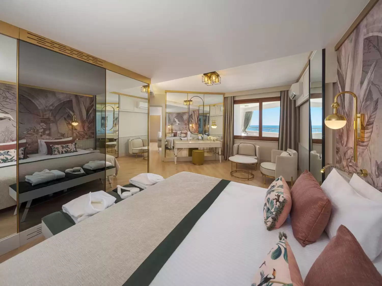 Premium Duplex Royal Room with Sea View - Adin Hotel